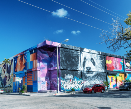 The TOP 4 Walkable Tours Across South Florida | Gray Line Miami